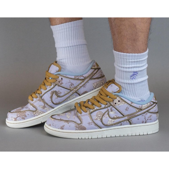 Nike | Shoes | Nike Sb Dunk Low Premium City Of Style Pack Floral 224 ...